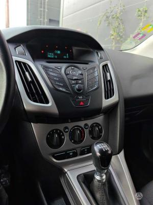 Melns Ford Focus 2014 Klaipėda, ar dzinēja tilpumu 1.00 L un nobraukumu 200 tūkst. km par 2999 €, foto 29 vietnē AUTOMOTO.COM.LV