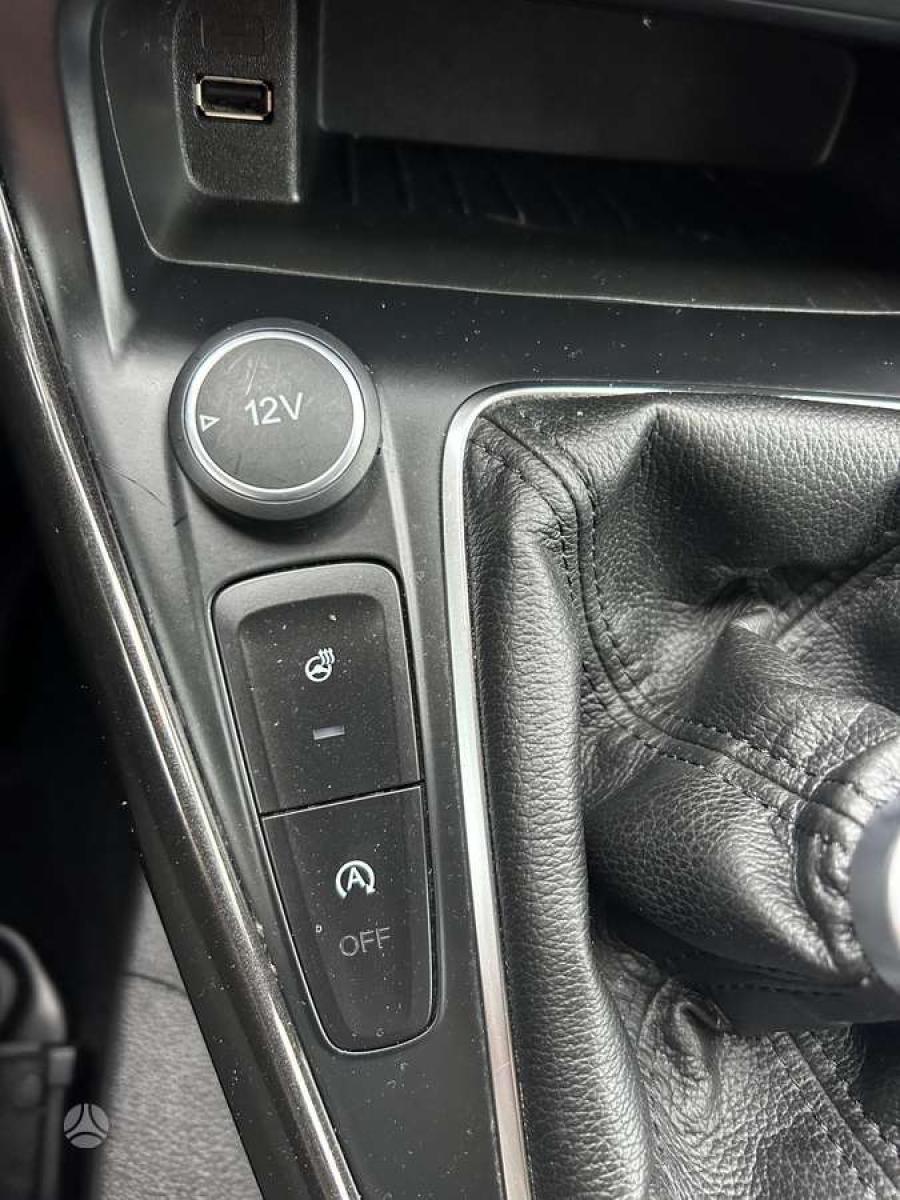Black Ford Focus 2014 in Marijampole, with an engine capacity of 1.56 L and mileage of 149 thousand km for 4250 €, photo 15 on AUTOMOTO.COM.LV
