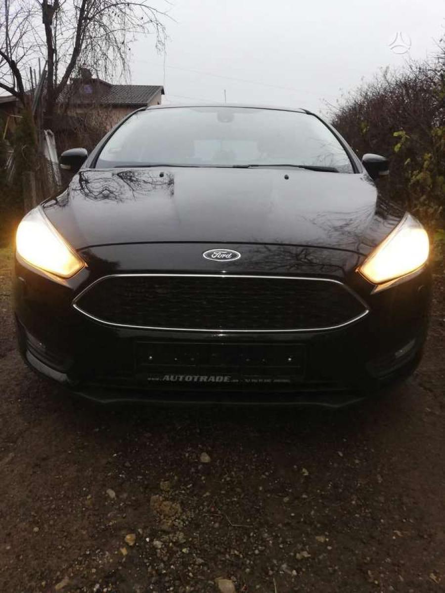 Black Ford Focus 2015 in Kaunas, with an engine capacity of 1.50 L and mileage of 306 thousand km for 2650 €, photo 1 on AUTOMOTO.COM.LV