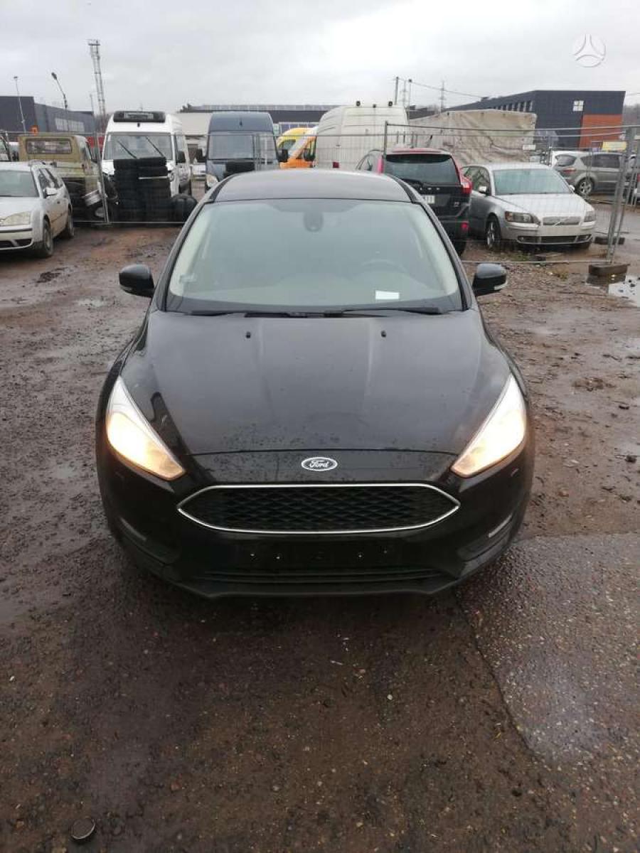 Black Ford Focus 2015 in Kaunas, with an engine capacity of 1.50 L and mileage of 306 thousand km for 2650 €, photo 3 on AUTOMOTO.COM.LV