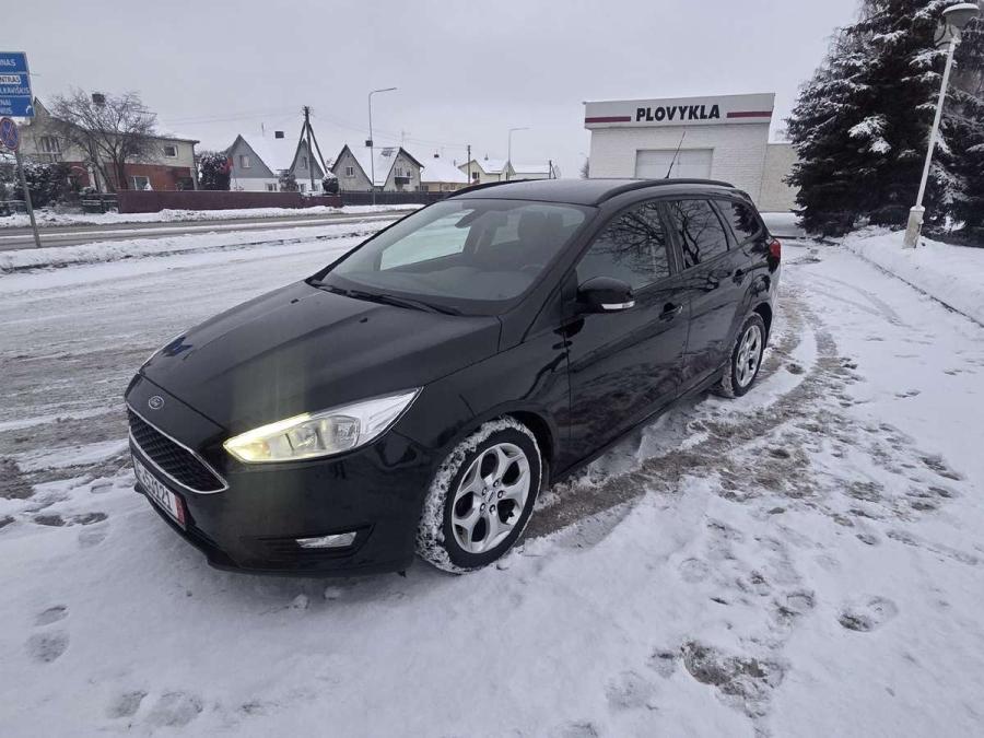 Melns Ford Focus 2015 Marijampole, ar dzinēja tilpumu 1.50 L un nobraukumu 195 tūkst. km par 5399 €, foto 1 vietnē AUTOMOTO.COM.LV