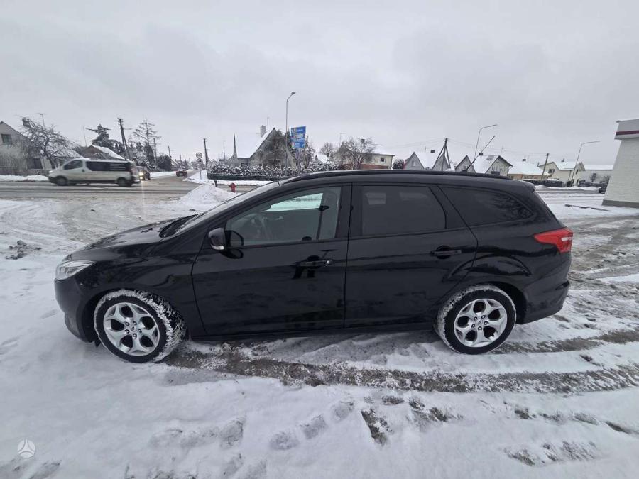 Melns Ford Focus 2015 Marijampole, ar dzinēja tilpumu 1.50 L un nobraukumu 195 tūkst. km par 5399 €, foto 15 vietnē AUTOMOTO.COM.LV