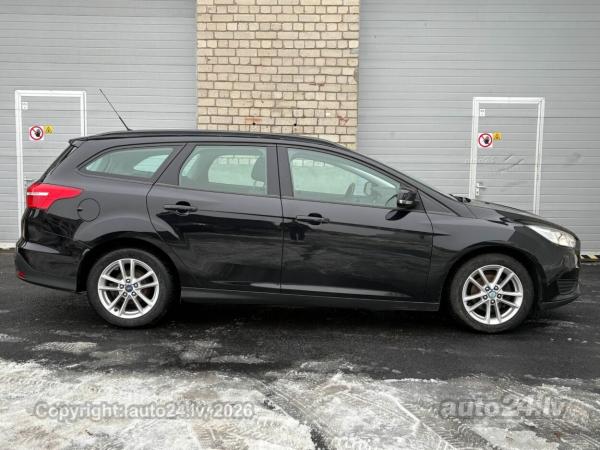 Black Ford Focus 2015 in Paide, with an engine capacity of 1.50 L and mileage of 282 thousand km for 5900 €, photo 4 on AUTOMOTO.COM.LV