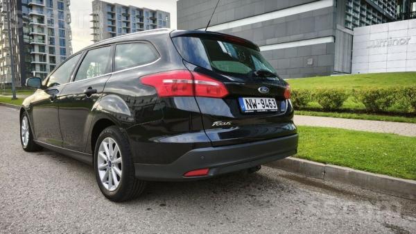 Melns Ford Focus 2015 Rīga, ar dzinēja tilpumu 1.50 L un nobraukumu 206 tūkst. km par 3800 €, foto 5 vietnē AUTOMOTO.COM.LV