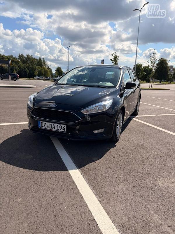 Black Ford Focus 2015 in Kaunas, with an engine capacity of 1.00 L and mileage of 121 thousand km for 3900 €, photo 2 on AUTOMOTO.COM.LV