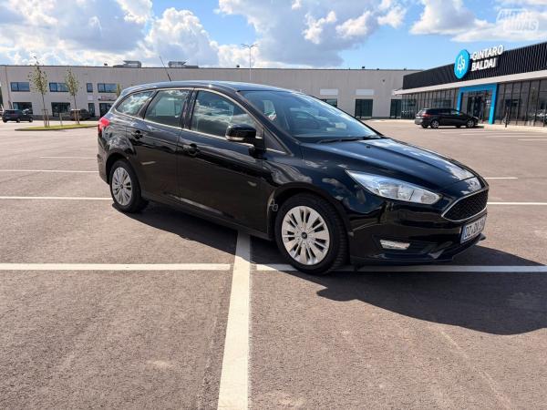 Black Ford Focus 2015 in Kaunas, with an engine capacity of 1.00 L and mileage of 121 thousand km for 3900 €, photo 8 on AUTOMOTO.COM.LV
