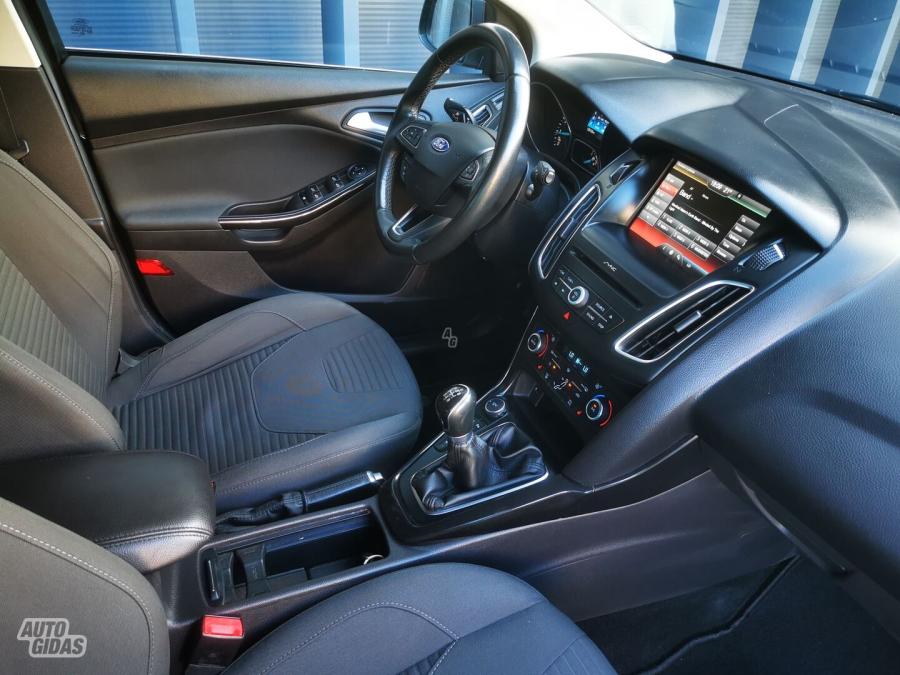 Черный Форд Фокус 2015 в Клайпеда, объемом двигателя 1.00 л и пробегом 139 тыс. км за 4750 €, фото 18 на AUTOMOTO.COM.LV