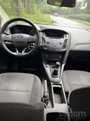 Black Ford Focus 2015 in Riga, with an engine capacity of 1.00 L and mileage of 145 thousand km for 3500 €, photo 7 on AUTOMOTO.COM.LV