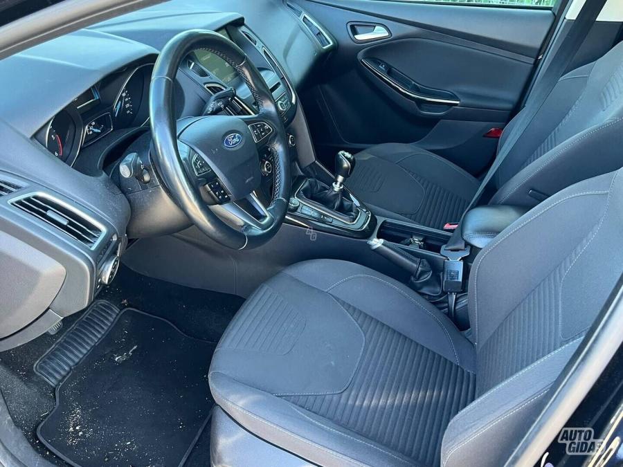 Melns Ford Focus 2015 Marijampole, ar dzinēja tilpumu 1.50 L un nobraukumu 225 tūkst. km par 3450 €, foto 6 vietnē AUTOMOTO.COM.LV