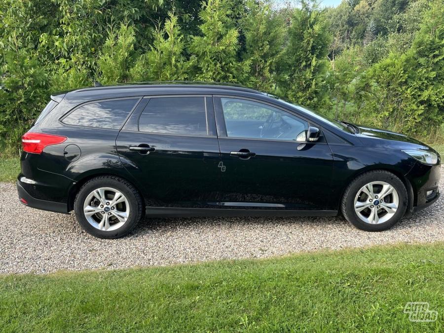 Black Ford Focus 2015 in Kaunas, with an engine capacity of 1.00 L and mileage of 189 thousand km for 3700 €, photo 8 on AUTOMOTO.COM.LV