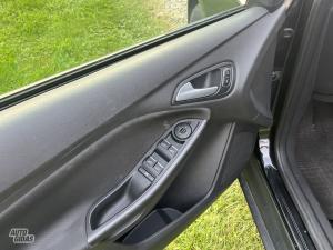 Black Ford Focus 2015 in Kaunas, with an engine capacity of 1.00 L and mileage of 189 thousand km for 3700 €, photo 10 on AUTOMOTO.COM.LV