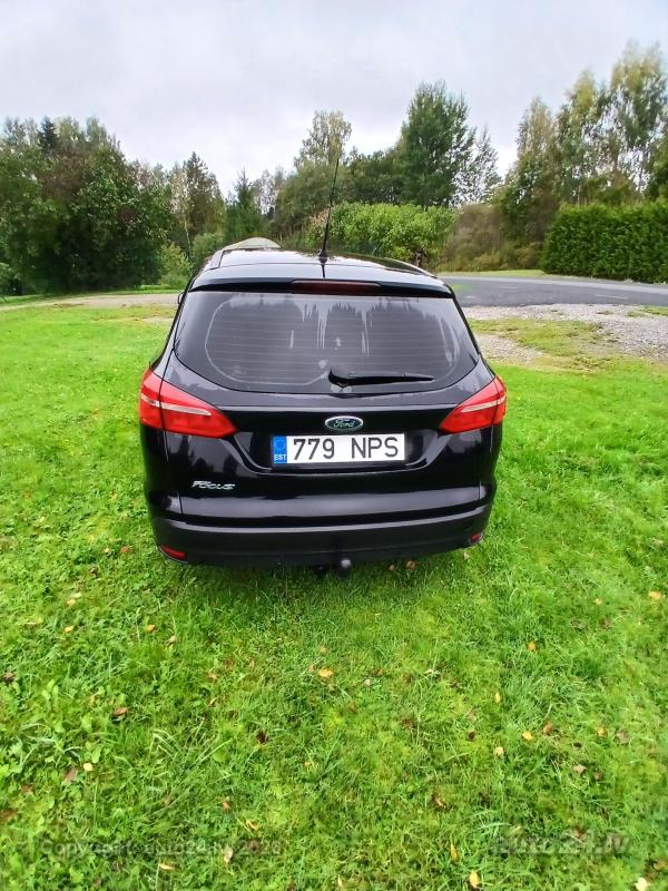Melns Ford Focus 2015 Tallina, ar dzinēja tilpumu 1.50 L un nobraukumu 312 tūkst. km par 4200 €, foto 5 vietnē AUTOMOTO.COM.LV