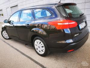 Black Ford Focus 2015 in Klaipeda, with an engine capacity of 1.00 L and mileage of 94 thousand km for 3990 €, photo 3 on AUTOMOTO.COM.LV