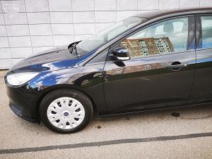 Black Ford Focus 2015 in Klaipeda, with an engine capacity of 1.00 L and mileage of 94 thousand km for 3990 €, photo 10 on AUTOMOTO.COM.LV