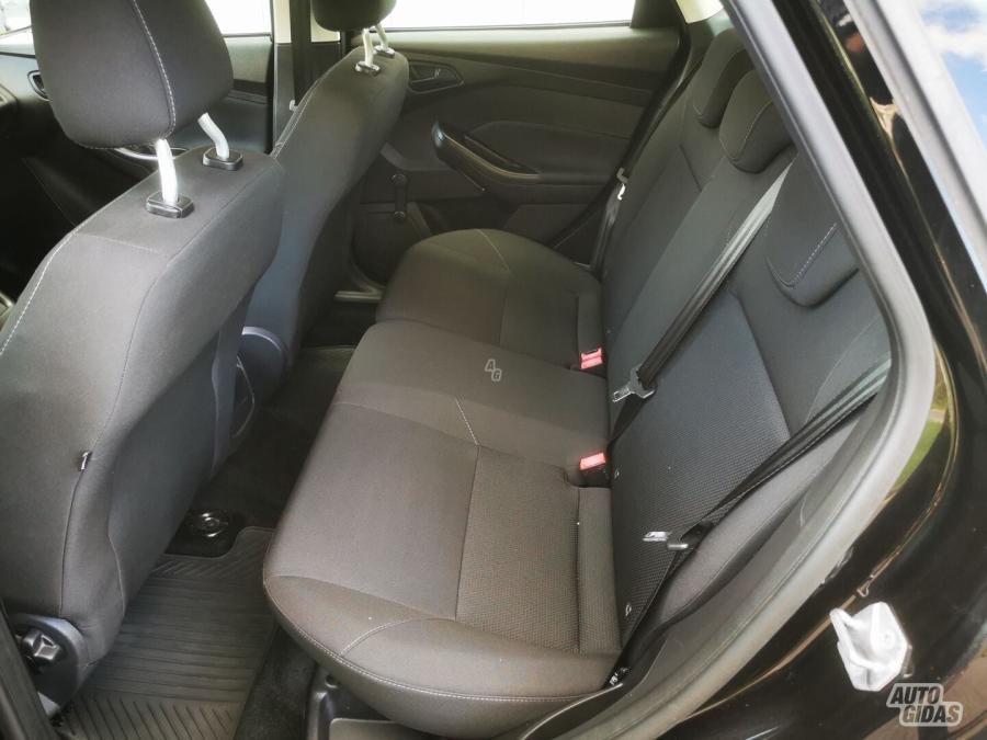 Black Ford Focus 2015 in Klaipeda, with an engine capacity of 1.00 L and mileage of 94 thousand km for 3990 €, photo 18 on AUTOMOTO.COM.LV