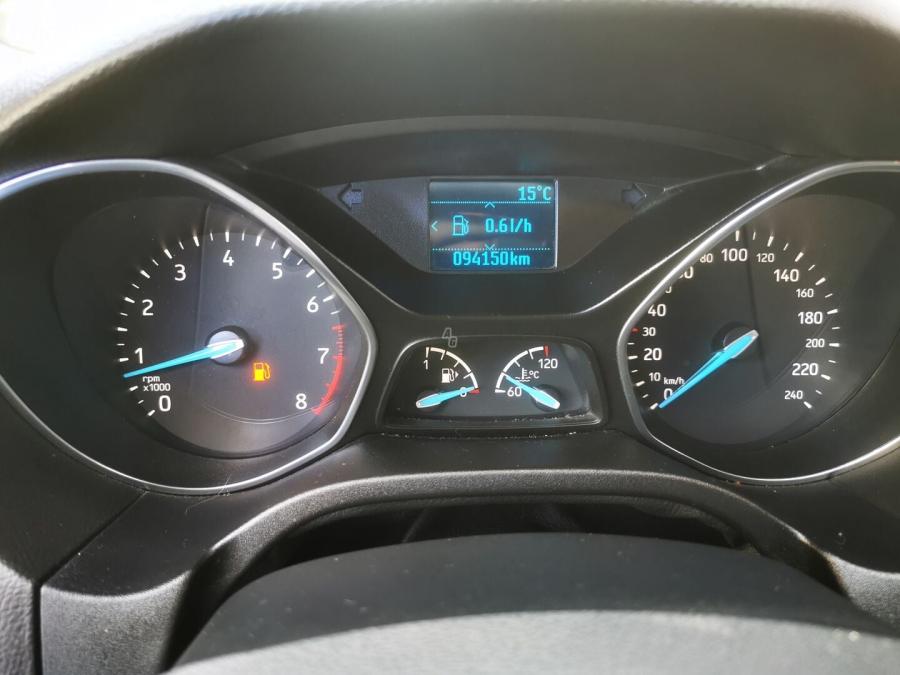 Black Ford Focus 2015 in Klaipeda, with an engine capacity of 1.00 L and mileage of 94 thousand km for 3990 €, photo 28 on AUTOMOTO.COM.LV