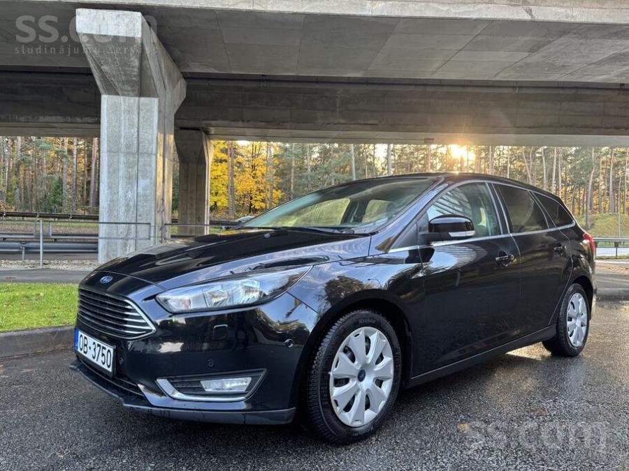 Black Ford Focus 2016 in Riga, with an engine capacity of 1.50 L and mileage of 0 thousand km for 6490 €, photo 3 on AUTOMOTO.COM.LV