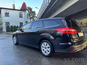 Black Ford Focus 2016 in Riga, with an engine capacity of 1.50 L and mileage of 0 thousand km for 6490 €, photo 4 on AUTOMOTO.COM.LV