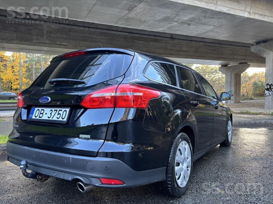 Black Ford Focus 2016 in Riga, with an engine capacity of 1.50 L and mileage of 0 thousand km for 6490 €, photo 8 on AUTOMOTO.COM.LV