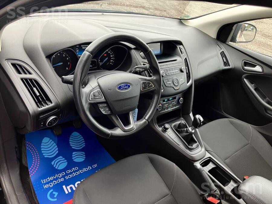 Melns Ford Focus 2016 Talsi, ar dzinēja tilpumu 1.00 L un nobraukumu 185 tūkst. km par 5700 €, foto 14 vietnē AUTOMOTO.COM.LV