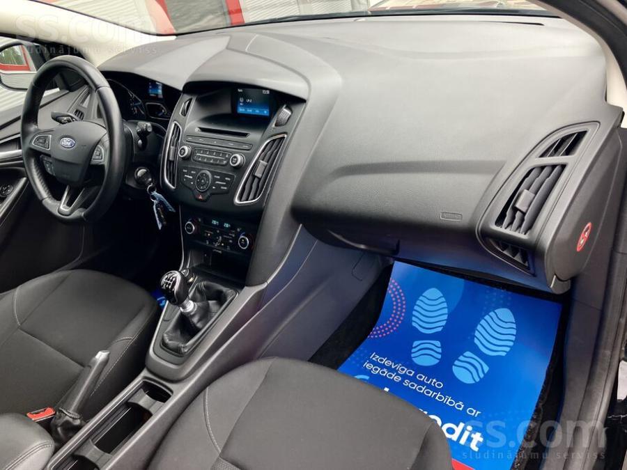 Melns Ford Focus 2016 Talsi, ar dzinēja tilpumu 1.00 L un nobraukumu 185 tūkst. km par 5700 €, foto 18 vietnē AUTOMOTO.COM.LV