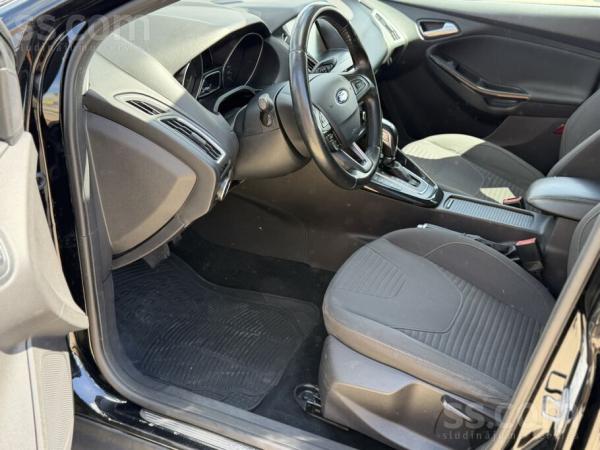 Melns Ford Focus 2016 Rīga, ar dzinēja tilpumu 2.00 L un nobraukumu 262 tūkst. km par 5950 €, foto 5 vietnē AUTOMOTO.COM.LV