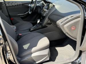 Melns Ford Focus 2016 Rīga, ar dzinēja tilpumu 2.00 L un nobraukumu 262 tūkst. km par 5950 €, foto 13 vietnē AUTOMOTO.COM.LV