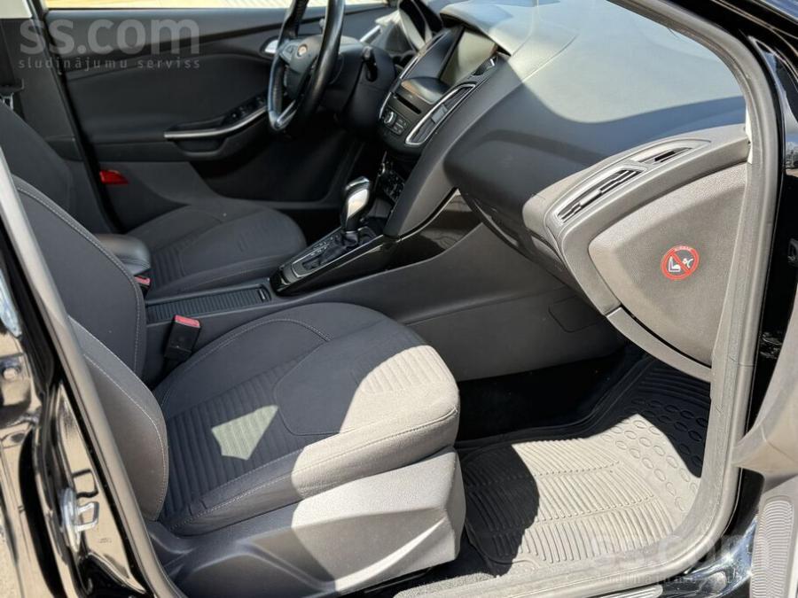 Melns Ford Focus 2016 Rīga, ar dzinēja tilpumu 2.00 L un nobraukumu 262 tūkst. km par 5950 €, foto 13 vietnē AUTOMOTO.COM.LV