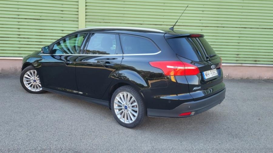 Black Ford Focus 2016 in Riga, with an engine capacity of 2.00 L and mileage of 260 thousand km for 5890 €, photo 4 on AUTOMOTO.COM.LV