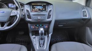 Black Ford Focus 2016 in Riga, with an engine capacity of 2.00 L and mileage of 260 thousand km for 5890 €, photo 8 on AUTOMOTO.COM.LV