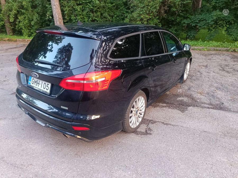 Melns Ford Focus 2016 Alīta, ar dzinēja tilpumu 1.50 L un nobraukumu 141 tūkst. km par 5999 €, foto 7 vietnē AUTOMOTO.COM.LV
