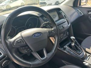 Melns Ford Focus 2016 Kauņa, ar dzinēja tilpumu 1.50 L un nobraukumu 187 tūkst. km par 4650 €, foto 8 vietnē AUTOMOTO.COM.LV