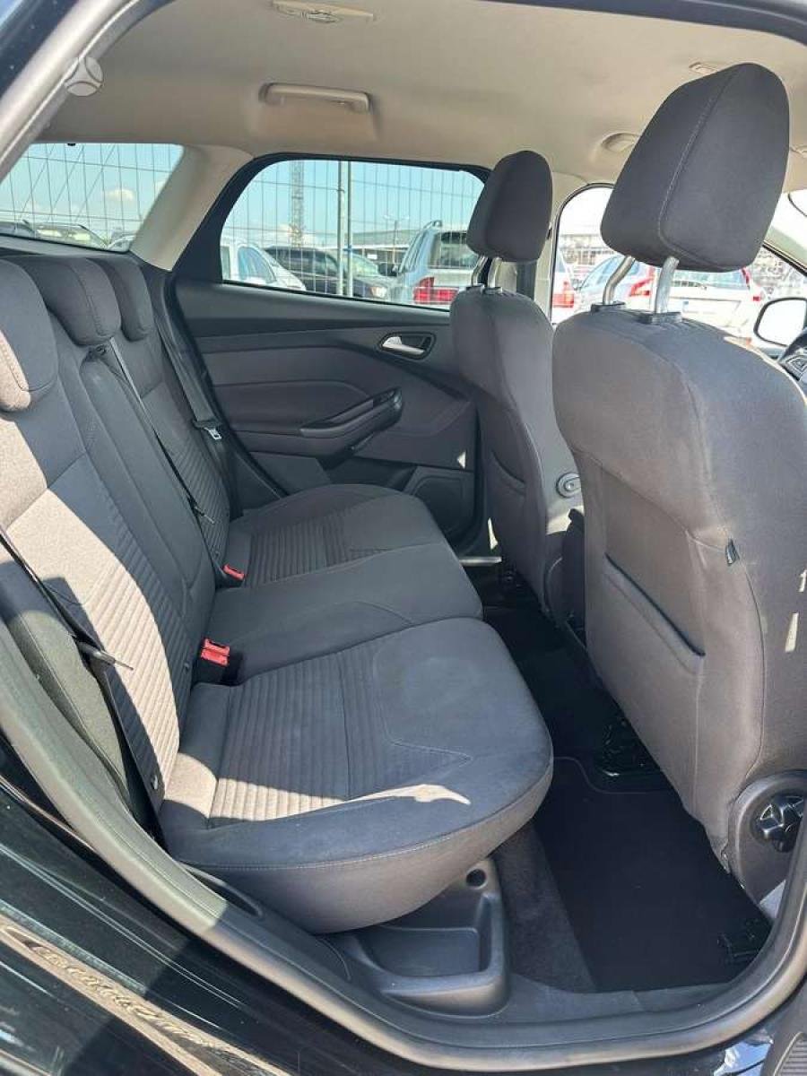 Melns Ford Focus 2016 Kauņa, ar dzinēja tilpumu 1.50 L un nobraukumu 187 tūkst. km par 4650 €, foto 18 vietnē AUTOMOTO.COM.LV