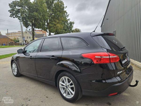 Ford Focus 2016 Šauļi vietnē Melns Ford Focus 2016 Šauļi, ar dzinēja tilpumu 1.00 L un nobraukumu 183 tūkst. km par 4950 €, foto 6 vietnē AUTOMOTO.COM.LV
