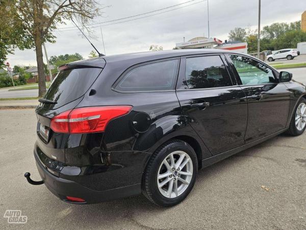 Ford Focus 2016 Šauļi vietnē Melns Ford Focus 2016 Šauļi, ar dzinēja tilpumu 1.00 L un nobraukumu 183 tūkst. km par 4950 €, foto 8 vietnē AUTOMOTO.COM.LV