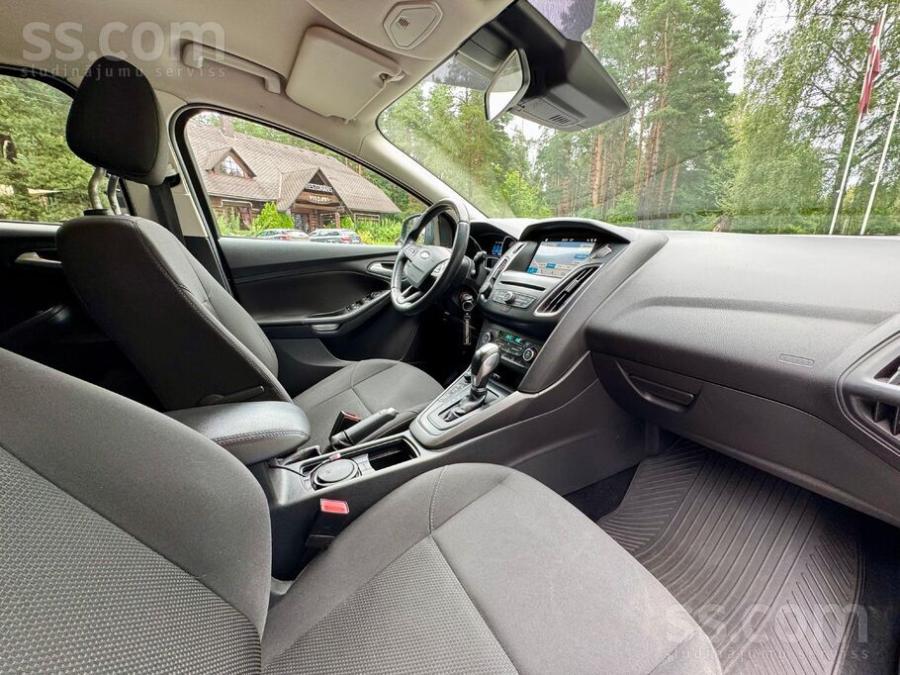 Black Ford Focus 2017 in Riga, with an engine capacity of 1.50 L and mileage of 190 thousand km for 8000 €, photo 10 on AUTOMOTO.COM.LV