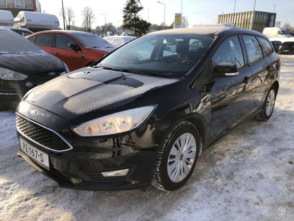 Black Ford Focus 2017 in Klaipeda, with an engine capacity of 1.00 L and mileage of 241 thousand km for 3899 €, photo 1 on AUTOMOTO.COM.LV