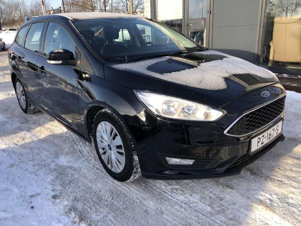 Black Ford Focus 2017 in Klaipeda, with an engine capacity of 1.00 L and mileage of 241 thousand km for 3899 €, photo 3 on AUTOMOTO.COM.LV