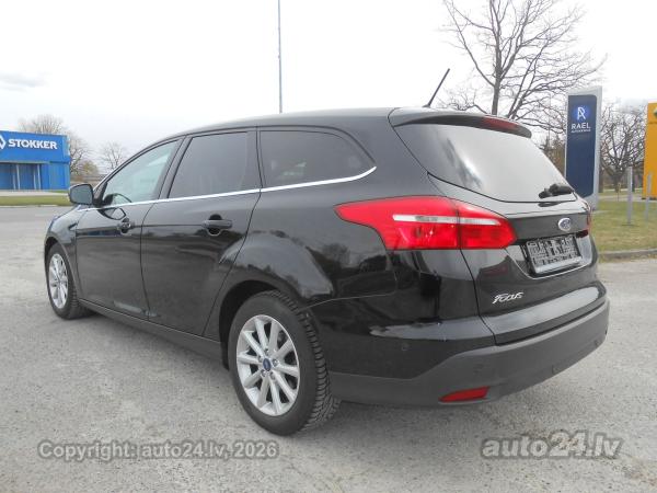 Melns Ford Focus 2017 Viljandi, ar dzinēja tilpumu 1.00 L un nobraukumu 180 tūkst. km par 6590 €, foto 4 vietnē AUTOMOTO.COM.LV