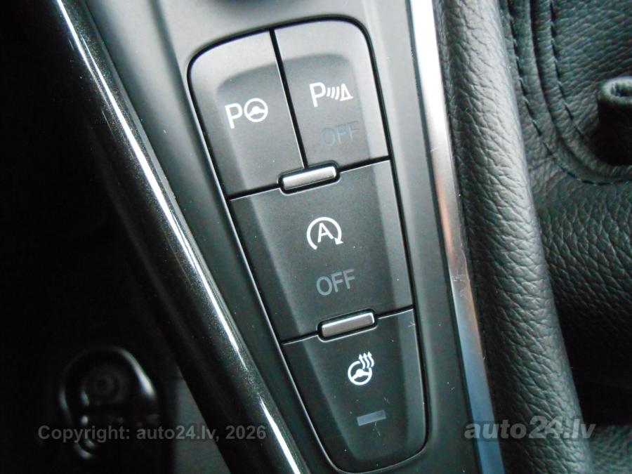 Black Ford Focus 2017 in Viljandi, with an engine capacity of 1.00 L and mileage of 180 thousand km for 6590 €, photo 9 on AUTOMOTO.COM.LV