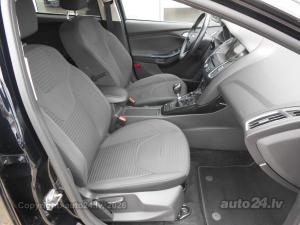 Black Ford Focus 2017 in Viljandi, with an engine capacity of 1.00 L and mileage of 180 thousand km for 6590 €, photo 12 on AUTOMOTO.COM.LV