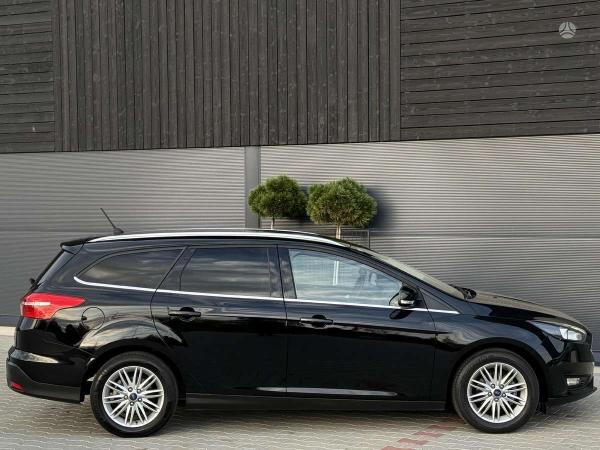 Black Ford Focus 2018 in Siauliai, with an engine capacity of 1.00 L and mileage of 120 thousand km for 6450 €, photo 4 on AUTOMOTO.COM.LV