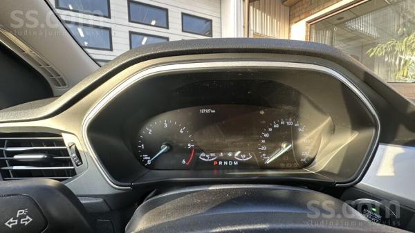 Melns Ford Focus 2018 Tukums, ar dzinēja tilpumu 1.50 L un nobraukumu 128 tūkst. km par 9900 €, foto 5 vietnē AUTOMOTO.COM.LV