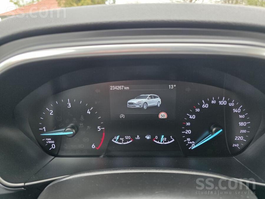 Melns Ford Focus 2018 Ventspils, ar dzinēja tilpumu 1.50 L un nobraukumu 234 tūkst. km par 8600 €, foto 15 vietnē AUTOMOTO.COM.LV