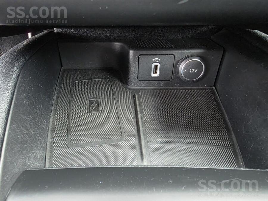 Melns Ford Focus 2018 Ventspils, ar dzinēja tilpumu 1.50 L un nobraukumu 234 tūkst. km par 8600 €, foto 20 vietnē AUTOMOTO.COM.LV