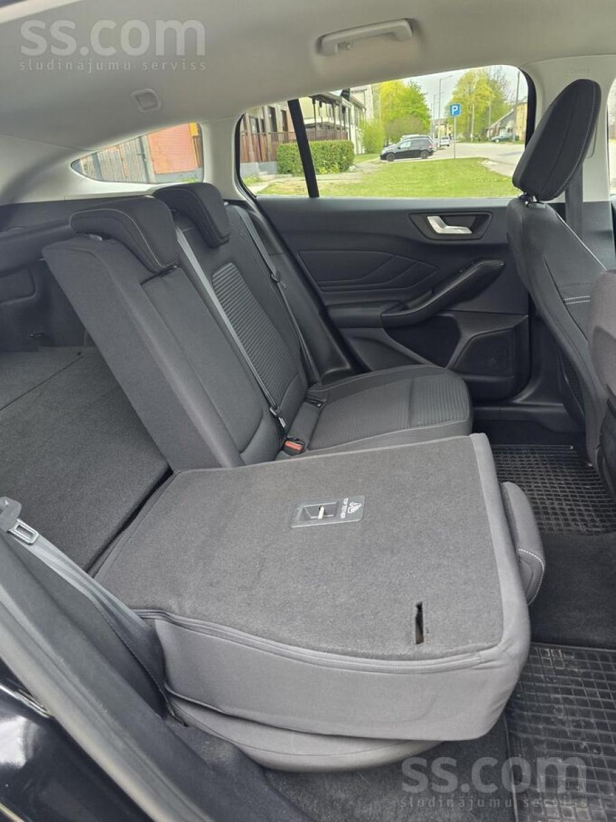 Melns Ford Focus 2018 Ventspils, ar dzinēja tilpumu 1.50 L un nobraukumu 234 tūkst. km par 8600 €, foto 26 vietnē AUTOMOTO.COM.LV