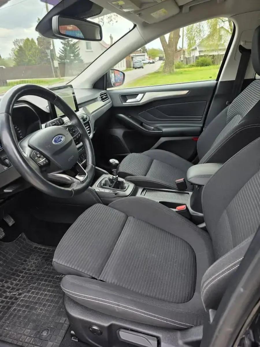 Melns Ford Focus 2018 Ventspils, ar dzinēja tilpumu 1.50 L un nobraukumu 234 tūkst. km par 8600 €, foto 12 vietnē AUTOMOTO.COM.LV