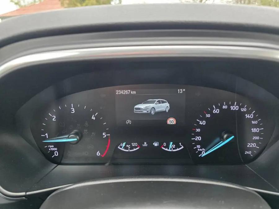 Melns Ford Focus 2018 Ventspils, ar dzinēja tilpumu 1.50 L un nobraukumu 234 tūkst. km par 8600 €, foto 15 vietnē AUTOMOTO.COM.LV