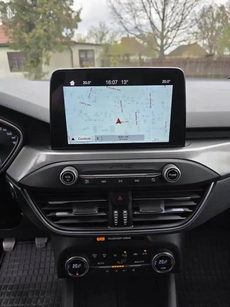 Melns Ford Focus 2018 Ventspils, ar dzinēja tilpumu 1.50 L un nobraukumu 234 tūkst. km par 8600 €, foto 17 vietnē AUTOMOTO.COM.LV