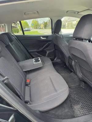 Melns Ford Focus 2018 Ventspils, ar dzinēja tilpumu 1.50 L un nobraukumu 234 tūkst. km par 8600 €, foto 25 vietnē AUTOMOTO.COM.LV